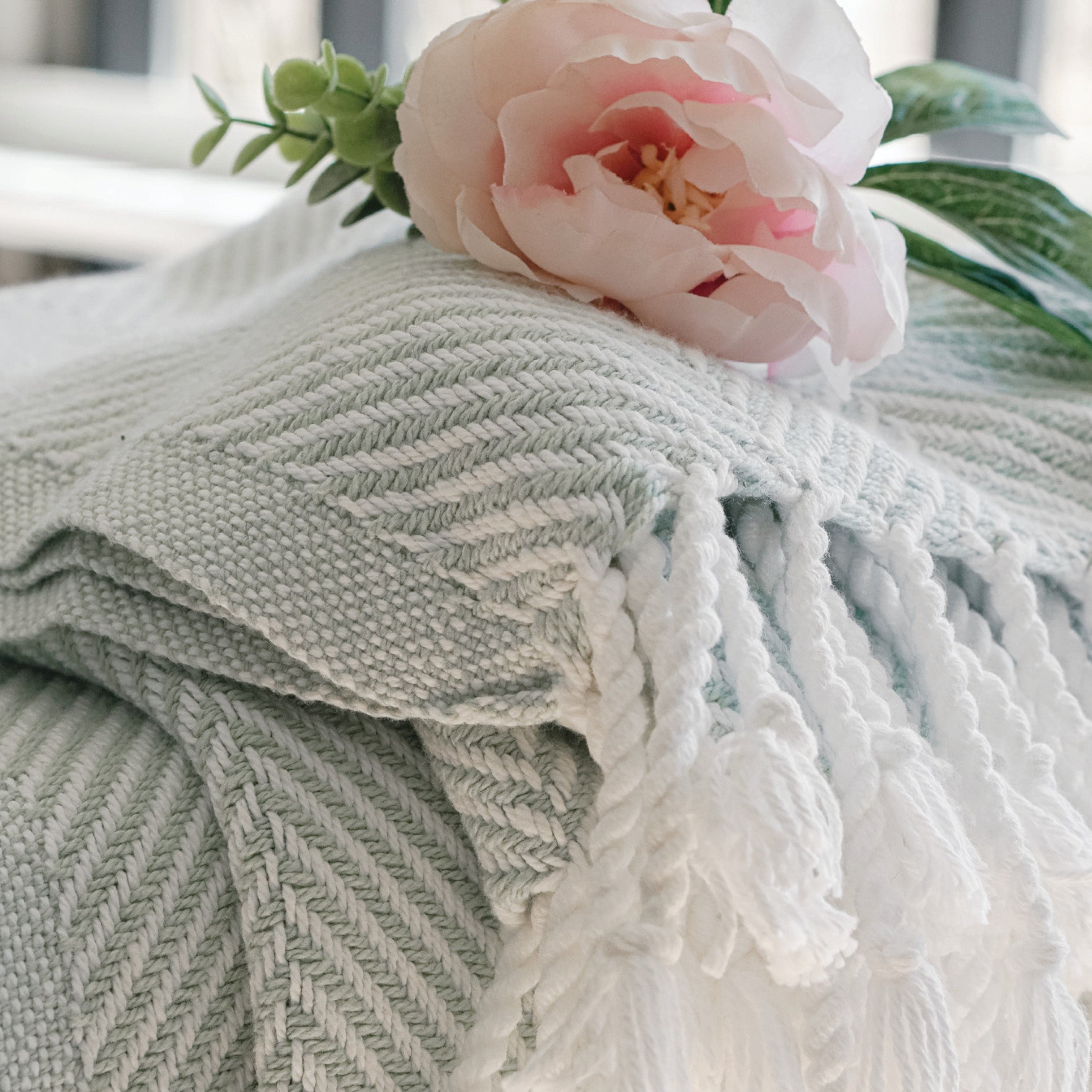 Wool Blankets – Faribault Mill