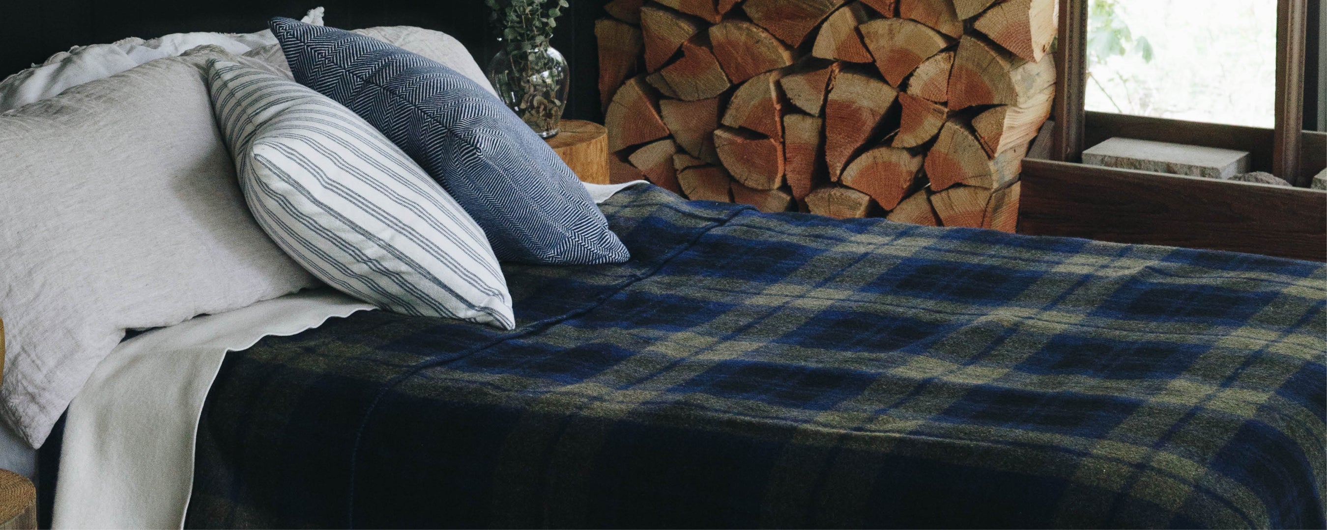 Patterned & Plaid Bed Blankets – Faribault Mill